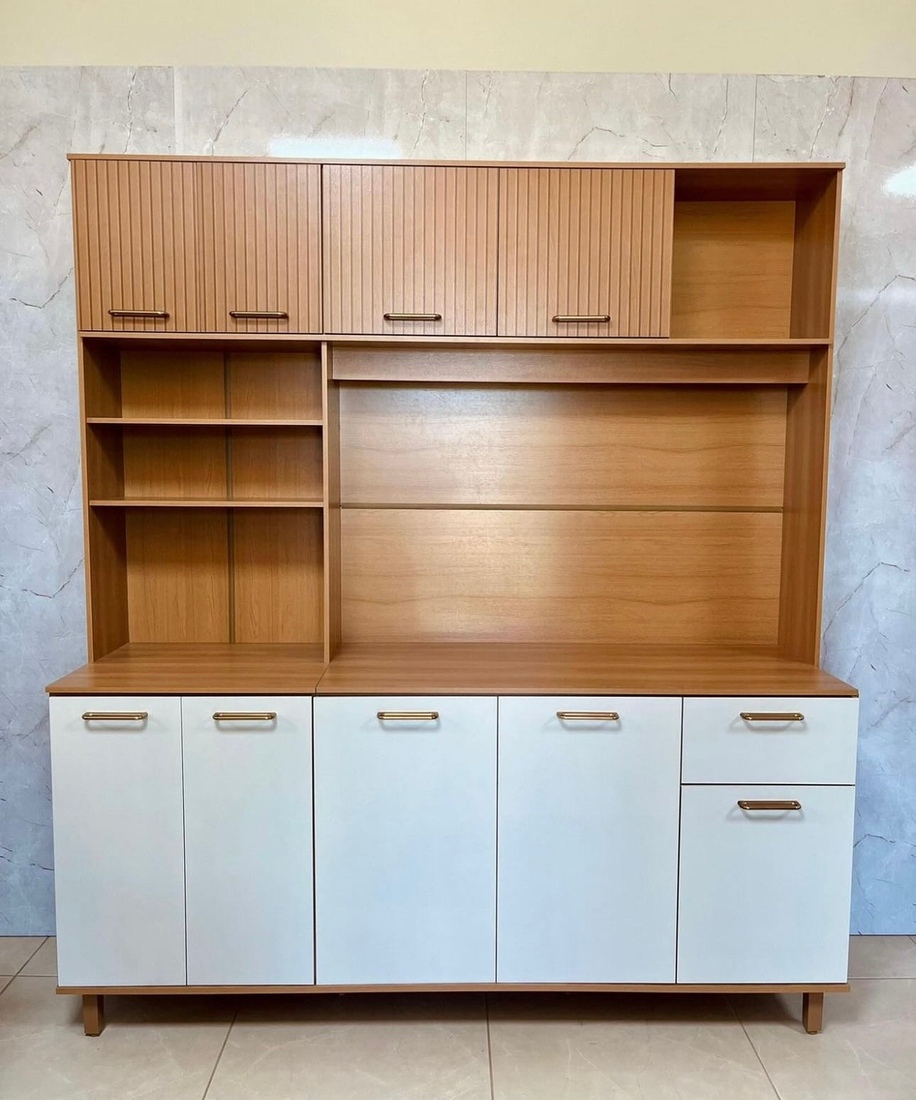 Kit Cozinha Núria Ripado 3D 9 Portas 1 Gaveta Larg. 1.80m Freijó/Off ...